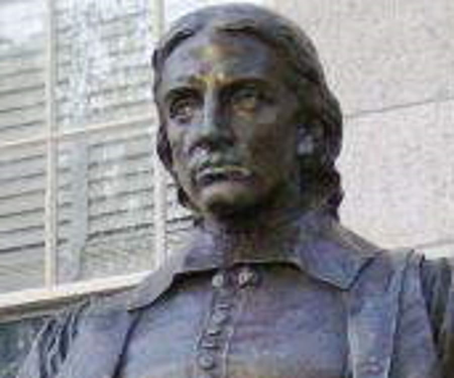 Francis Light's Instagram, Twitter & Facebook on IDCrawl