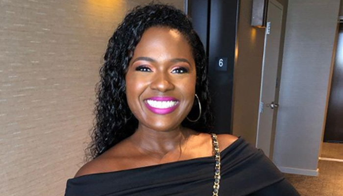 Deborah Joy Winans Biography - Facts, Childhood, Family Life & Achievements
