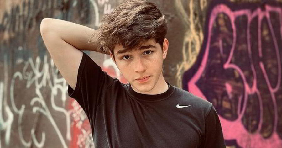 InfamousSwoosh – Bio, Facts, Family