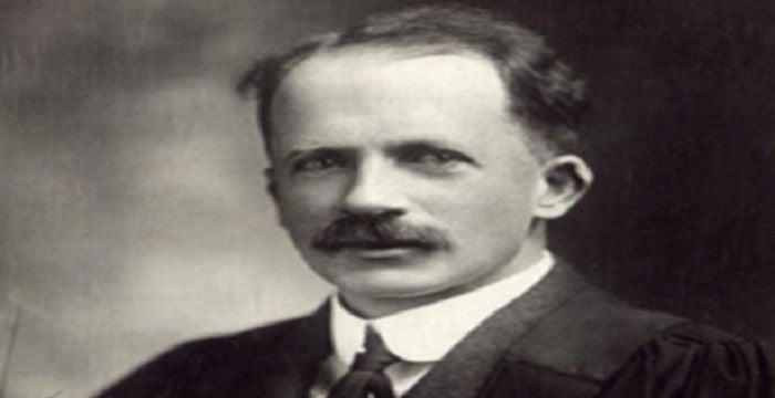 Richard Macleod's Instagram, Twitter & Facebook on IDCrawl