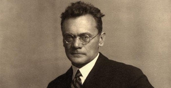 Classify austrian guy Karl von Frisch