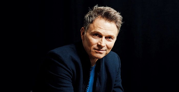 Tim Daly Biography - Facts, Childhood, Family Life & Achievements