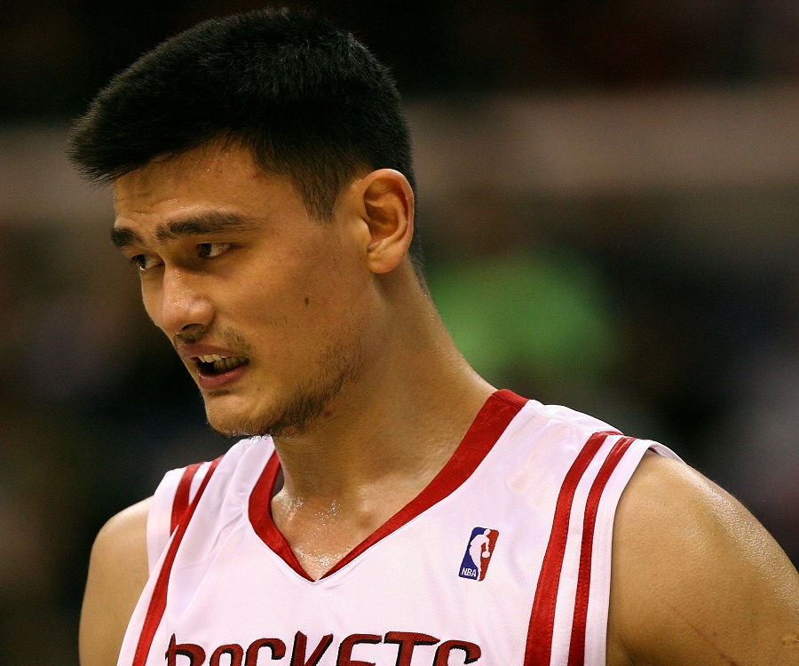 Yao Ming Biography Facts Childhood Family Life Achievements Yao Ming Biography Facts Childhood Family Life Achievements